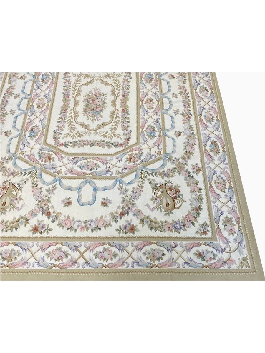 9x12 French Style Aubusson Rug – Graceful Detailing – RenCollection
